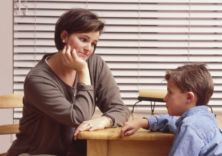 Kako poremećeni porodični odnosi utiču na decu i adolescente